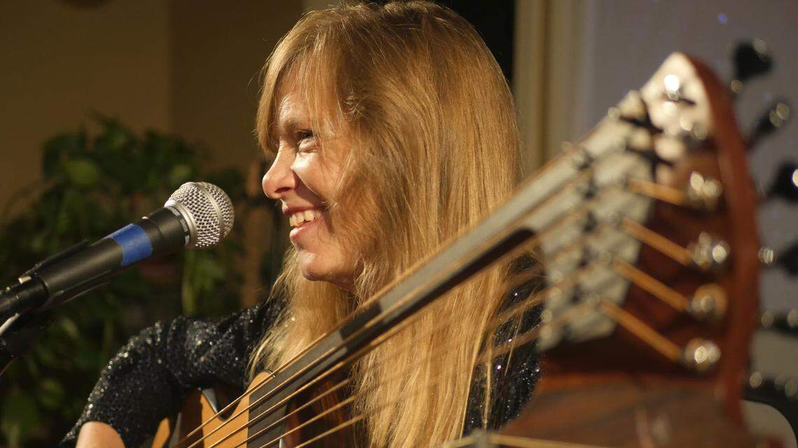 Column: World-renowned fingerstyle guitarist Muriel Anderson in Macon ...
