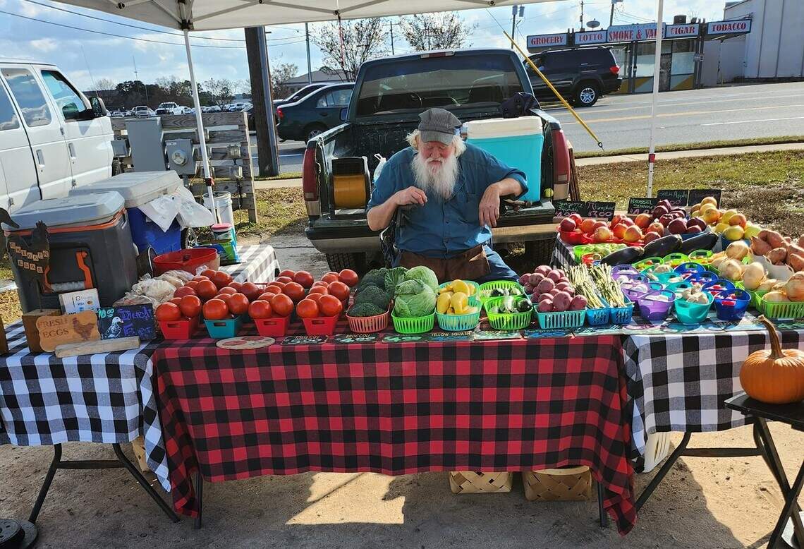 Macon GA businessman fights hunger through his store, market | Macon ...